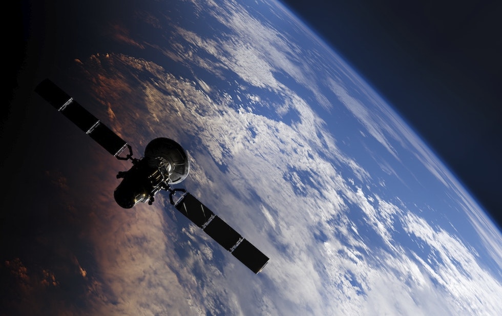 Hybrid SATCOM networks can answer future challenges